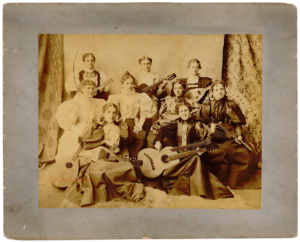 Women in Harp Guitar History: Grace Ravlin | Gregg's Blogg